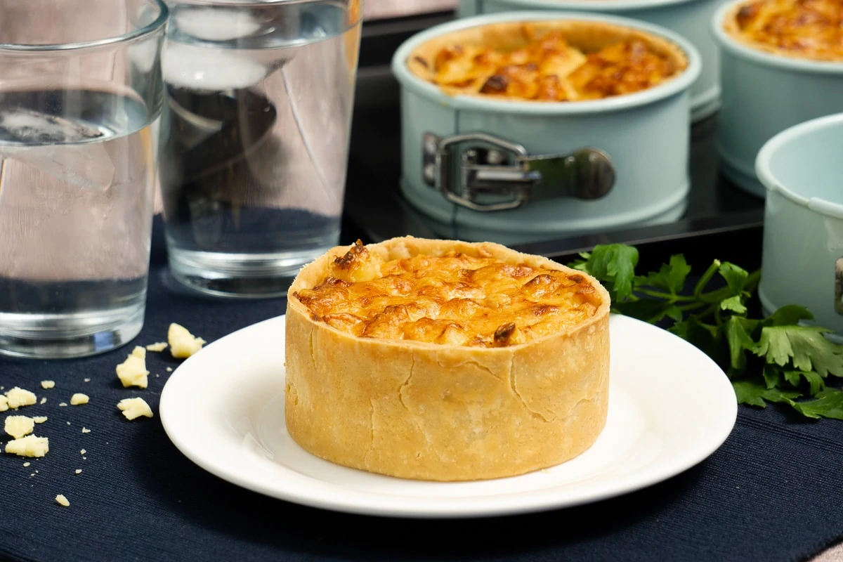 Easy Scottish Macaroni Pie Recipe - Scottish Scran