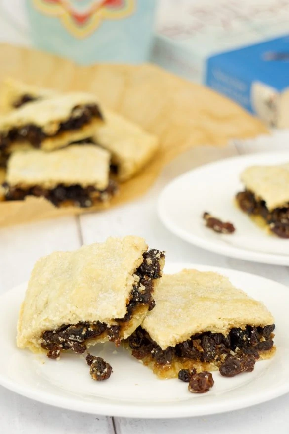 Fly Cemetery: Scottish Fruit Slice Recipe - Scottish Scran