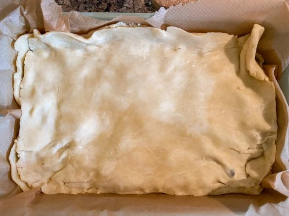 Fly Cemetery: Scottish Fruit Slice Recipe - Scottish Scran