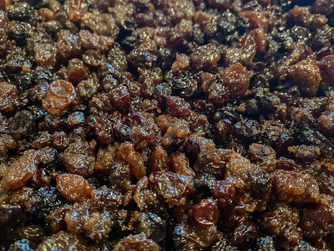 Fly Cemetery: Scottish Fruit Slice Recipe - Scottish Scran