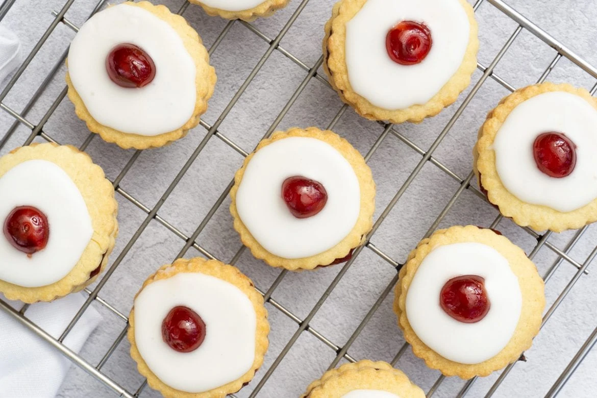 Empire Biscuits Recipe: Classic Scottish Double Biscuits - Scottish Scran