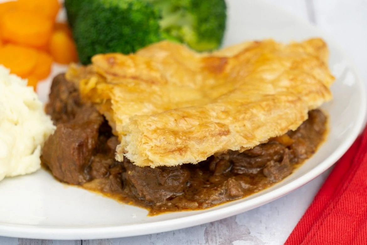 Scottish Steak Pie Recipe - Scottish Scran