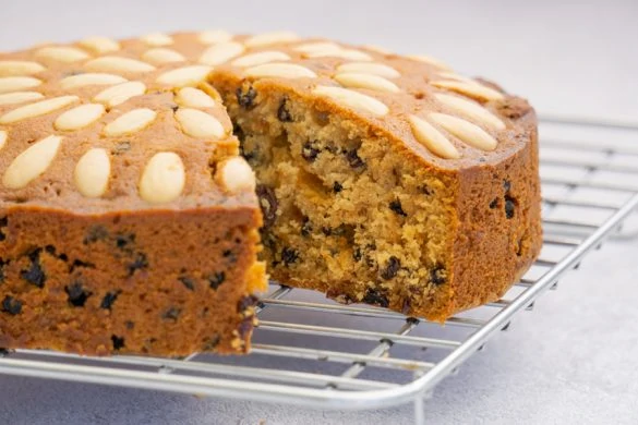 17 of the Best Scottish Desserts and Sweet Treats - Scottish Scran