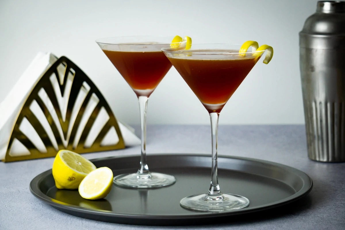 How to Make a Flying Scotsman Cocktail - Scottish Scran