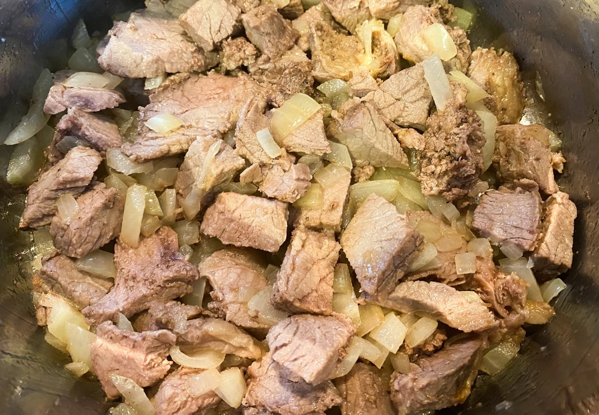 Traditional Scottish Stovies Recipe (Plus Variations!) - Scottish Scran