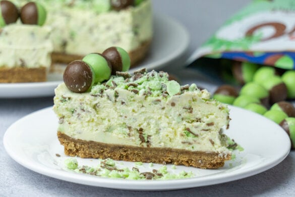 Easy No-Bake Mint Aero Cheesecake Recipe - Scottish Scran
