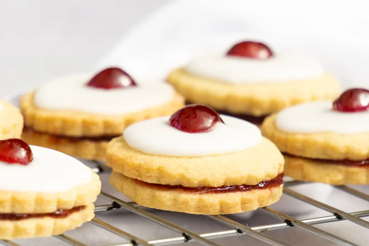 Empire Biscuits Recipe: Classic Scottish Double Biscuits - Scottish Scran