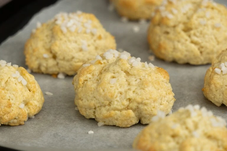 Delicious Paris Buns Recipe - Scottish Scran