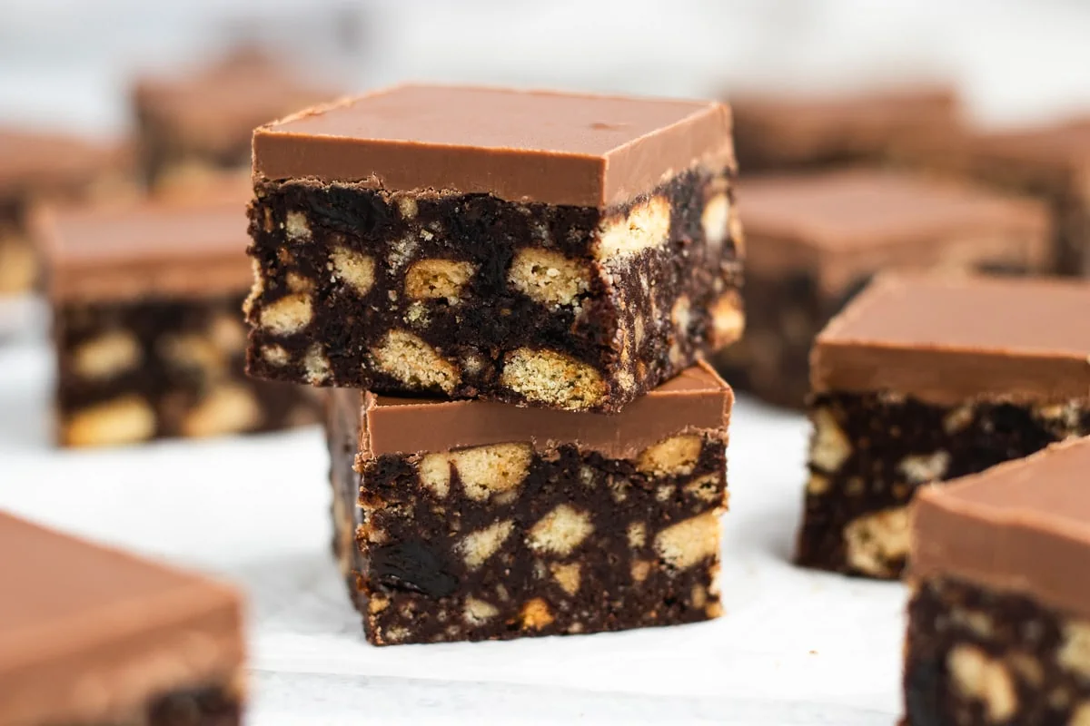 Easy Chocolate Tiffin Recipe - Scottish Scran