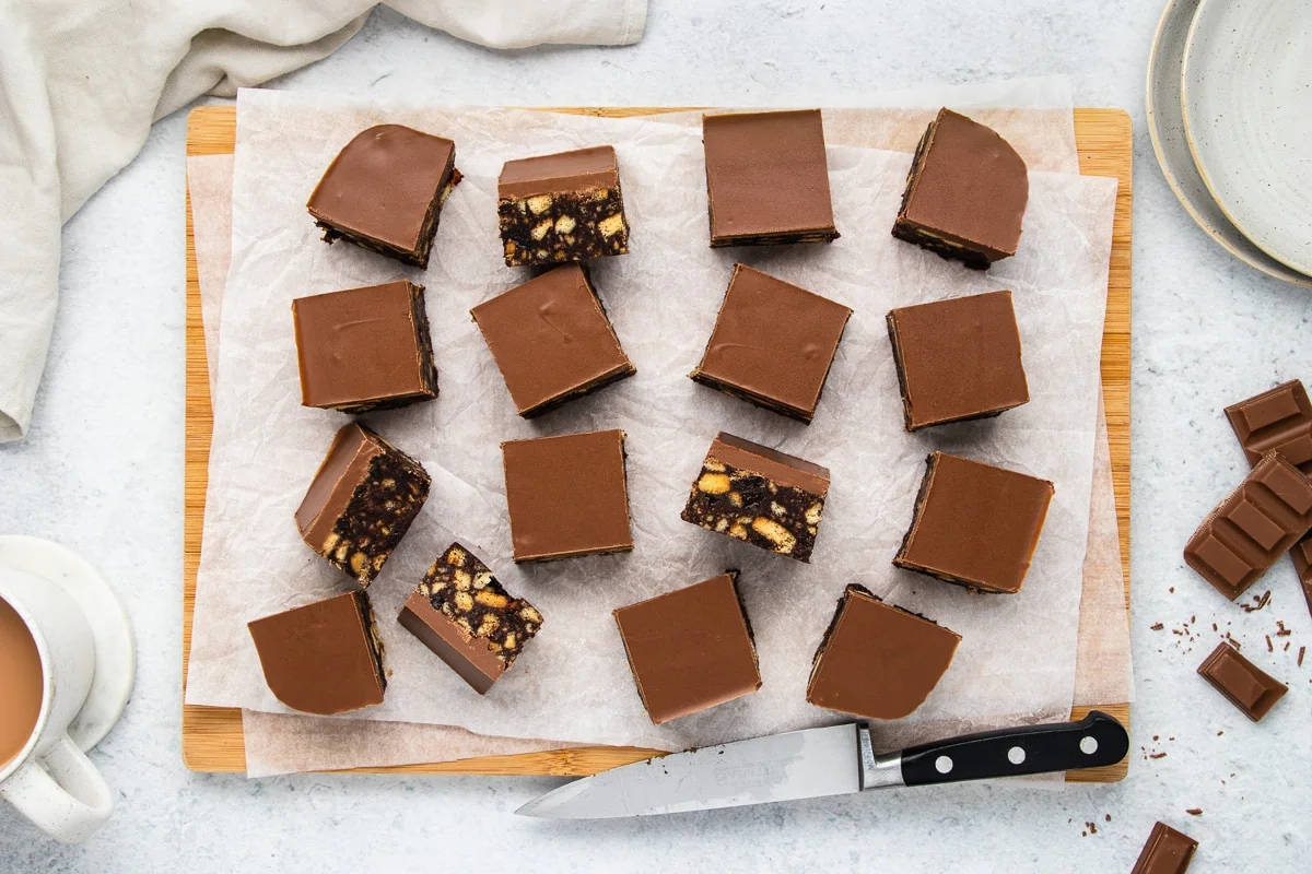 Easy Chocolate Tiffin Recipe - Scottish Scran