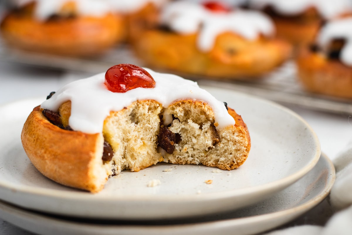 Homemade Belgian Buns Recipe - Scottish Scran