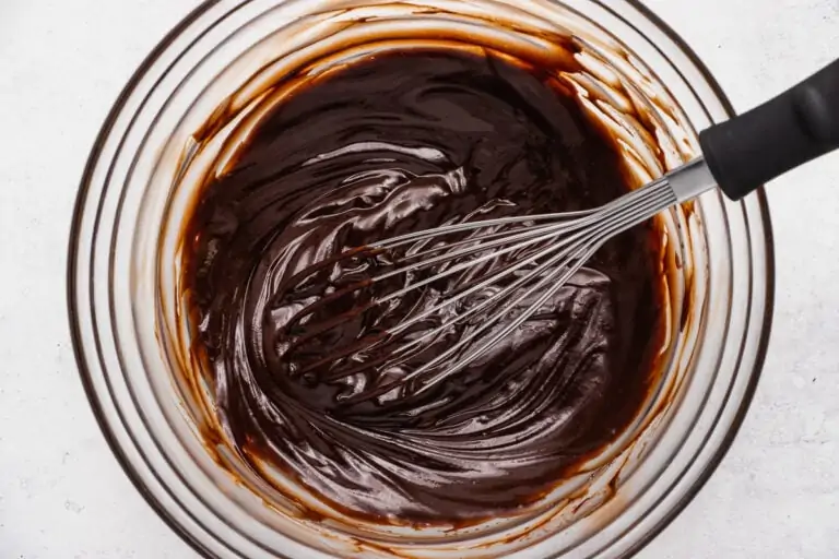 4 Ingredient Chocolate Bourbon Biscuit Cake Recipe - Scottish Scran