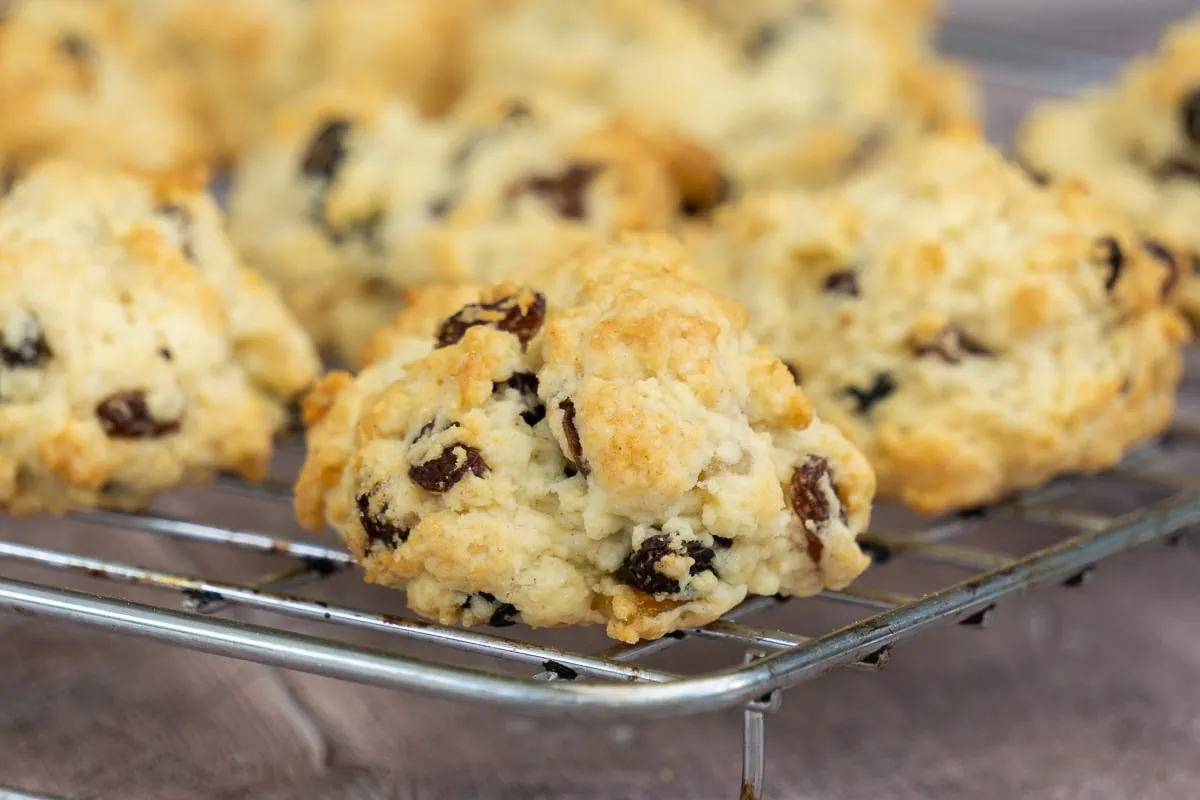 Traditional Rock Cakes Recipe - Scottish Scran