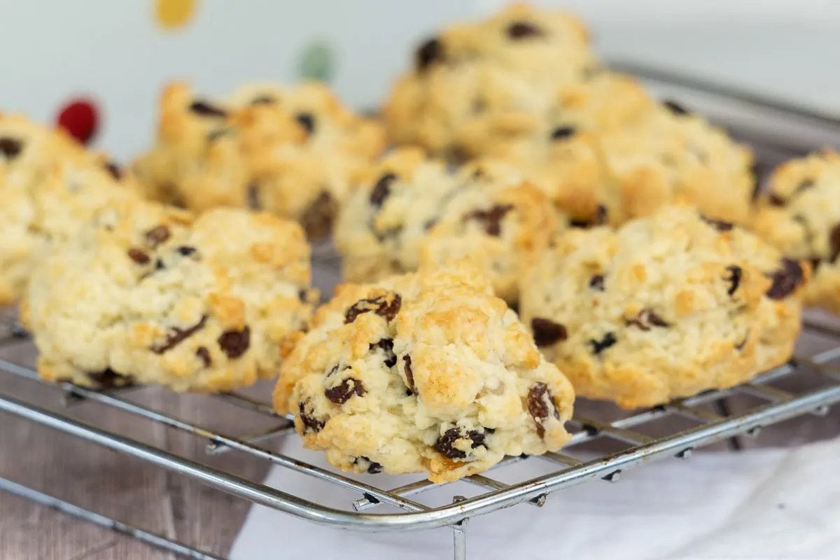 Traditional Rock Cakes Recipe - Scottish Scran