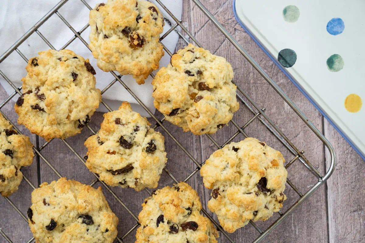 Traditional Rock Cakes Recipe - Scottish Scran