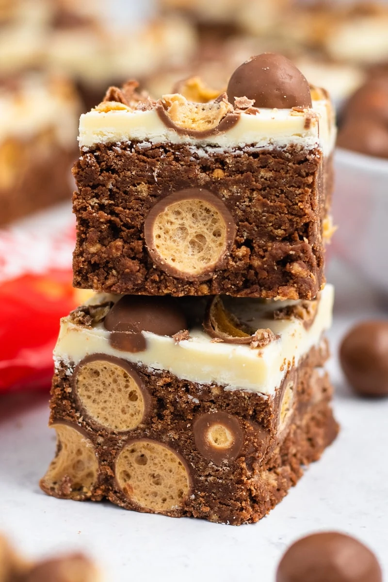No-Bake Malteser Traybake Recipe - Scottish Scran