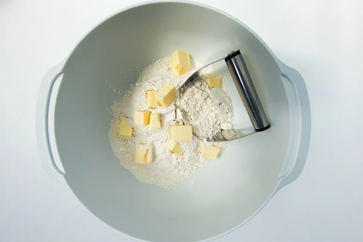 Easy Cheese and Marmite Scones Recipe - Scottish Scran