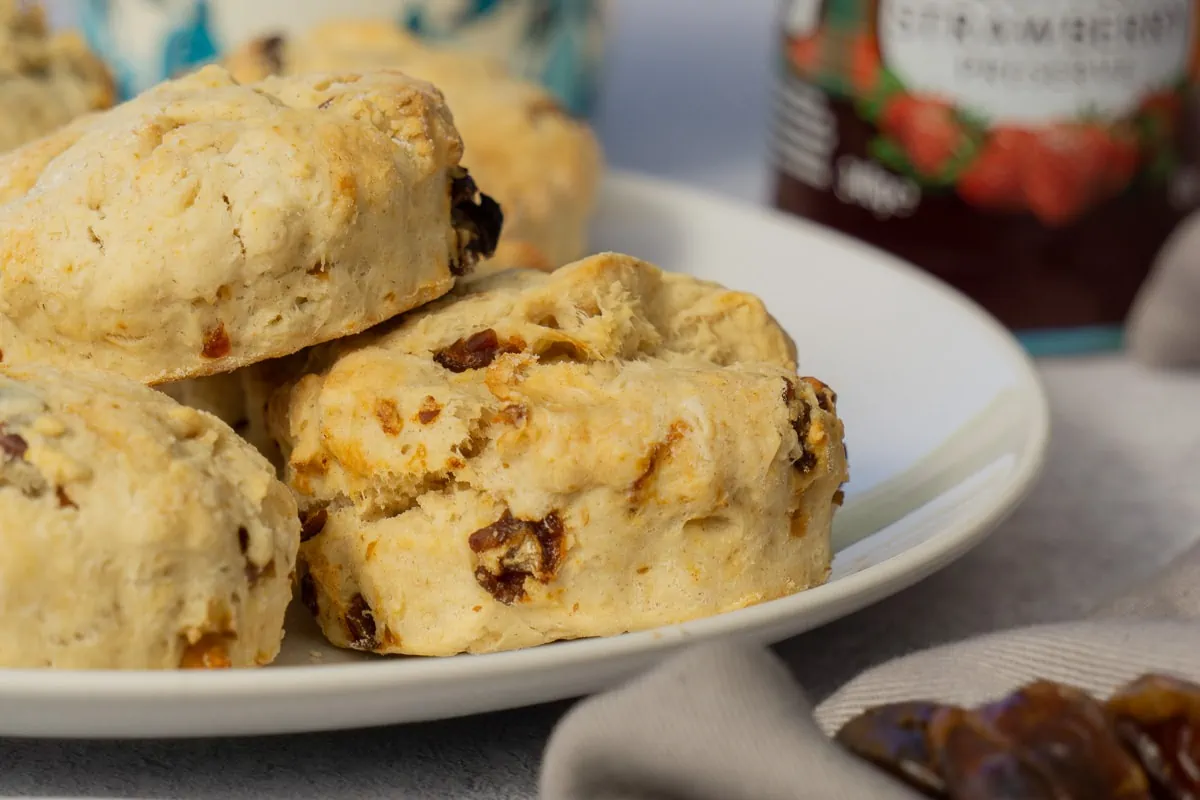 Simple Date Scone Recipe - Scottish Scran