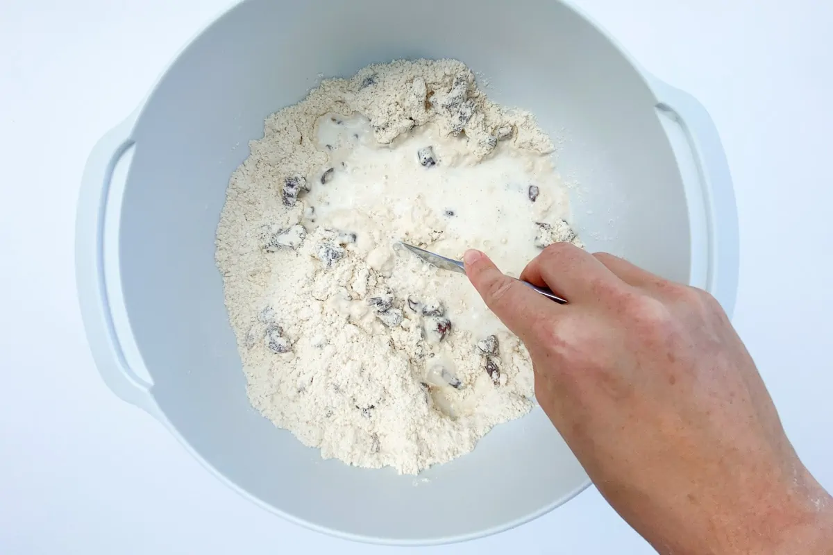 Simple Date Scone Recipe - Scottish Scran