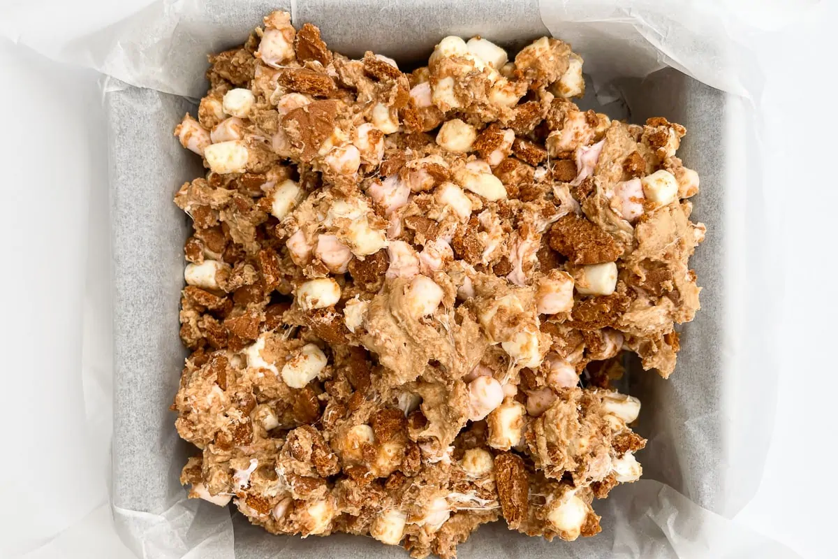 The Easiest Biscoff Rocky Road Recipe - Scottish Scran