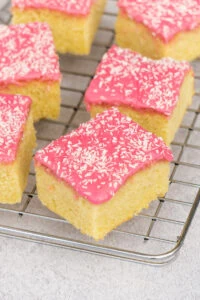 Classic Tottenham Cake Recipe - Scottish Scran