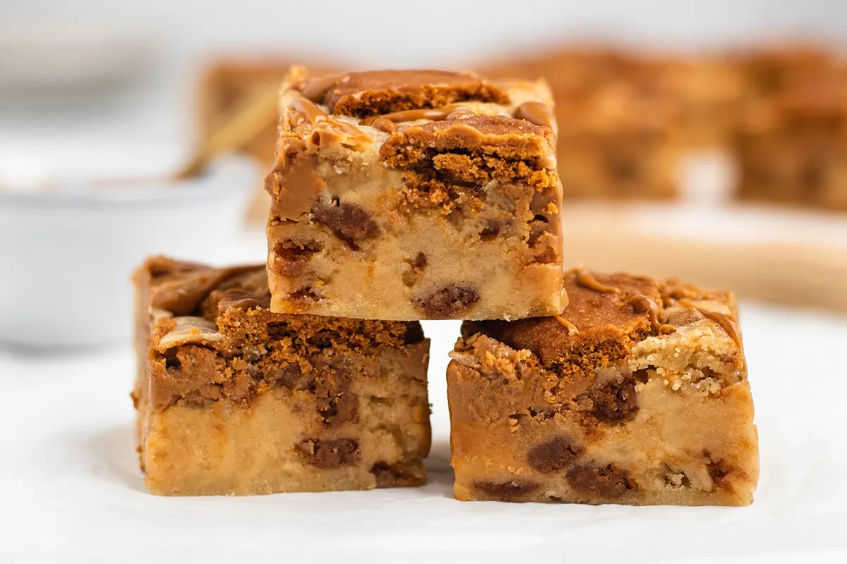 Brilliant Biscoff Blondies - Scottish Scran