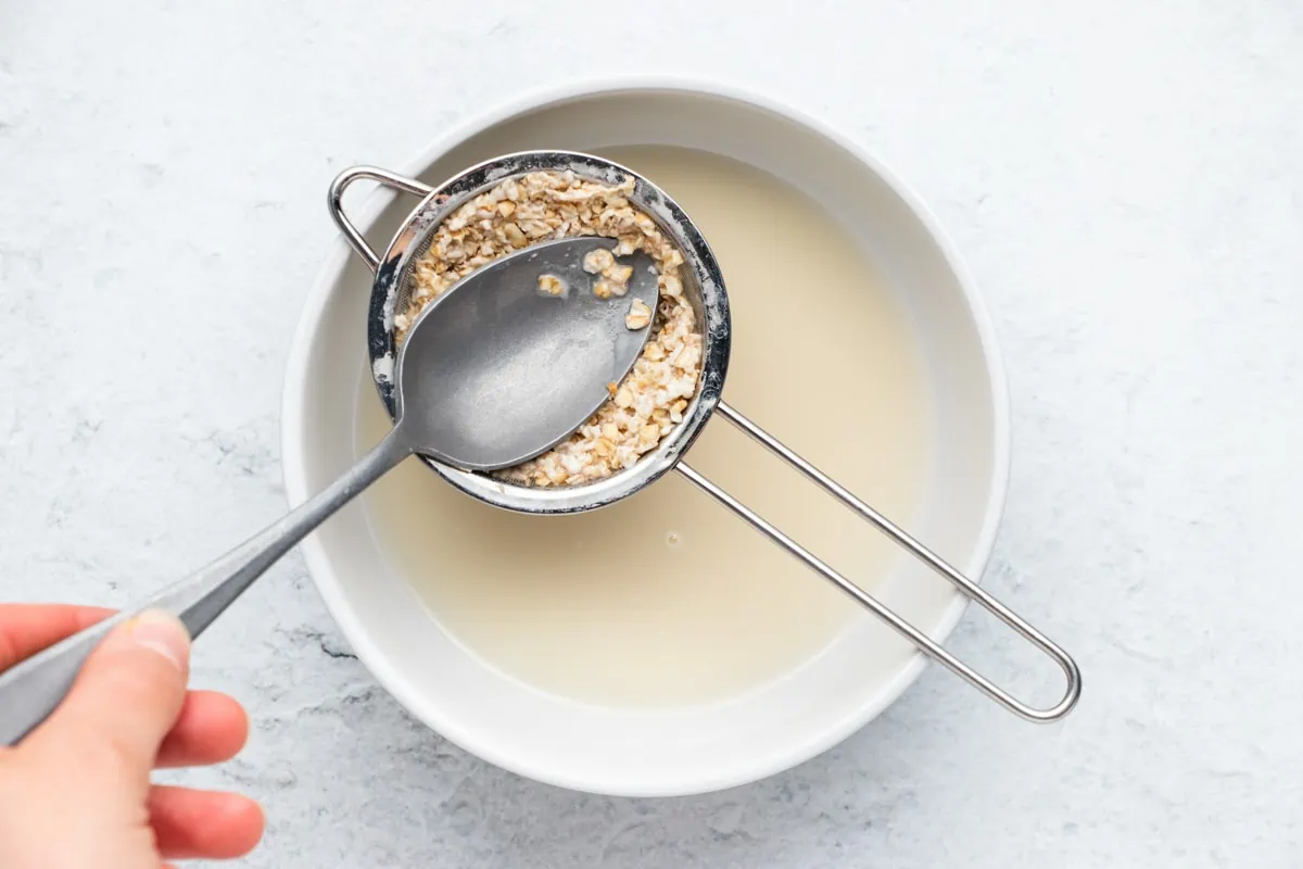 Atholl Brose - Whisky Cocktail Recipe - Scottish Scran