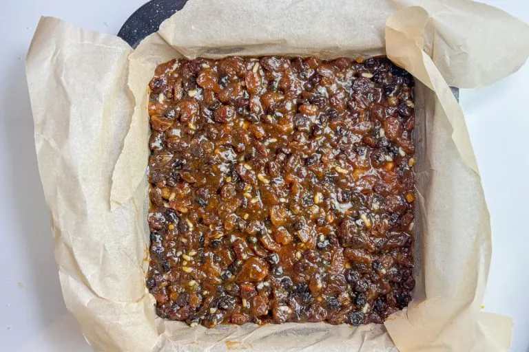 Easy Mincemeat Shortbread recipe - Scottish Scran