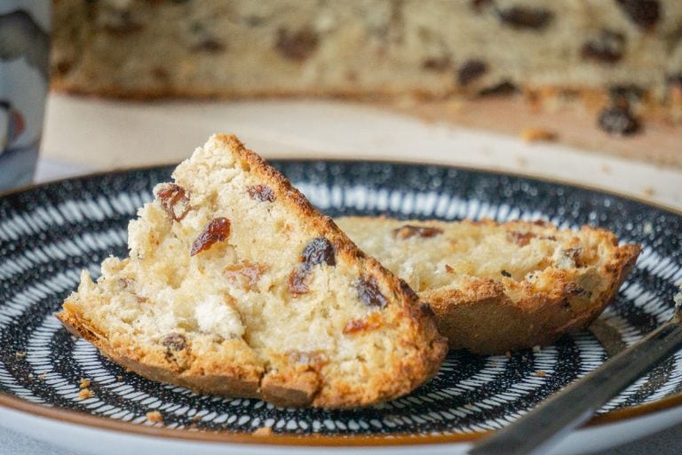 Easy Selkirk Bannock Recipe - Scottish Scran