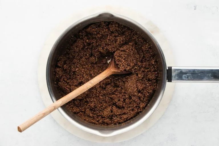 Perfect No-Bake Peppermint Slice Recipe - Scottish Scran