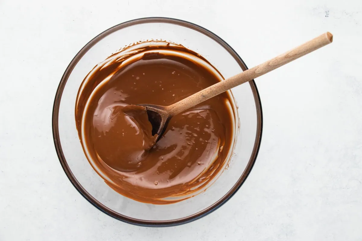 Perfect No-Bake Peppermint Slice Recipe - Scottish Scran