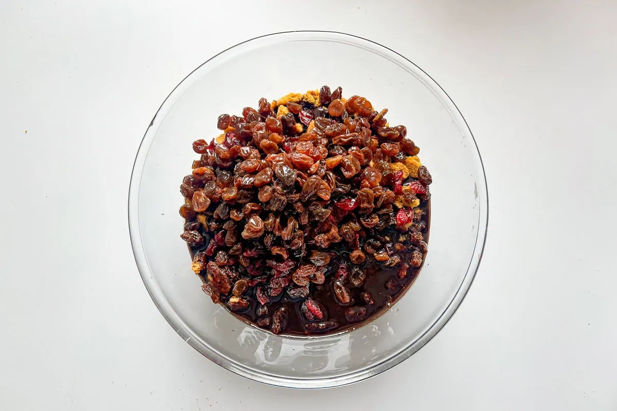 Simple Christmas Tiffin Recipe - Scottish Scran