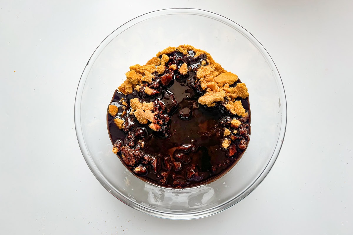 Simple Christmas Tiffin Recipe - Scottish Scran